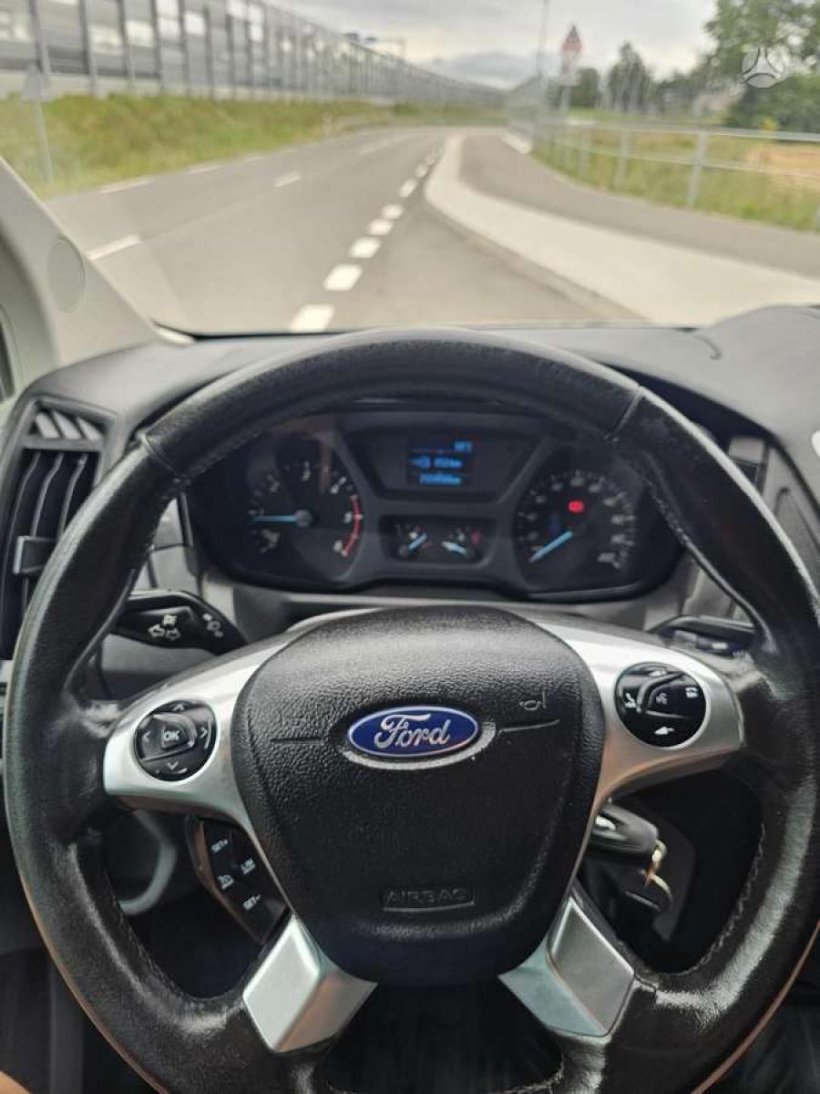 Grey Ford Transit 2019 in Marijampole, with an engine capacity of 2.00 L and mileage of 216 thousand km for 11800 €, photo 20 on AUTOMOTO.COM.LV