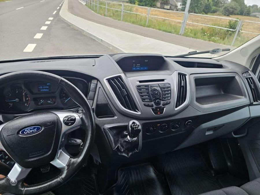 Grey Ford Transit 2019 in Marijampole, with an engine capacity of 2.00 L and mileage of 216 thousand km for 11800 €, photo 21 on AUTOMOTO.COM.LV