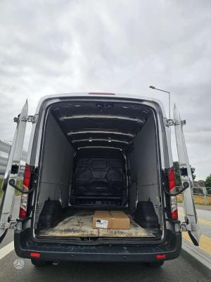 Grey Ford Transit 2019 in Marijampole, with an engine capacity of 2.00 L and mileage of 216 thousand km for 11800 €, photo 25 on AUTOMOTO.COM.LV