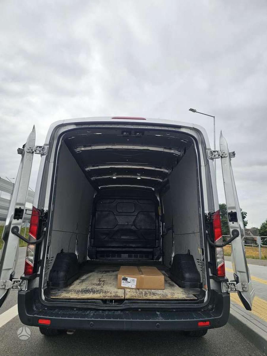 Grey Ford Transit 2019 in Marijampole, with an engine capacity of 2.00 L and mileage of 216 thousand km for 11800 €, photo 25 on AUTOMOTO.COM.LV