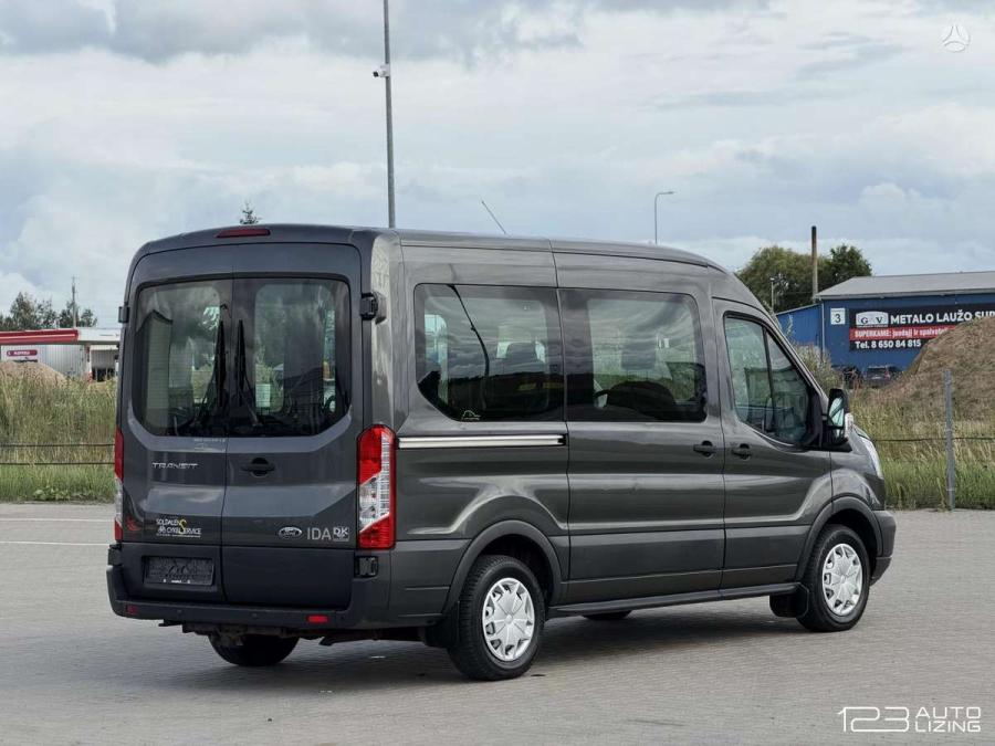 Grey Ford Transit 2019 in Taurage, with an engine capacity of 2.00 L and mileage of 150 thousand km for 14200 €, photo 6 on AUTOMOTO.COM.LV