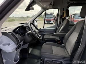 Grey Ford Transit 2019 in Taurage, with an engine capacity of 2.00 L and mileage of 150 thousand km for 14200 €, photo 9 on AUTOMOTO.COM.LV
