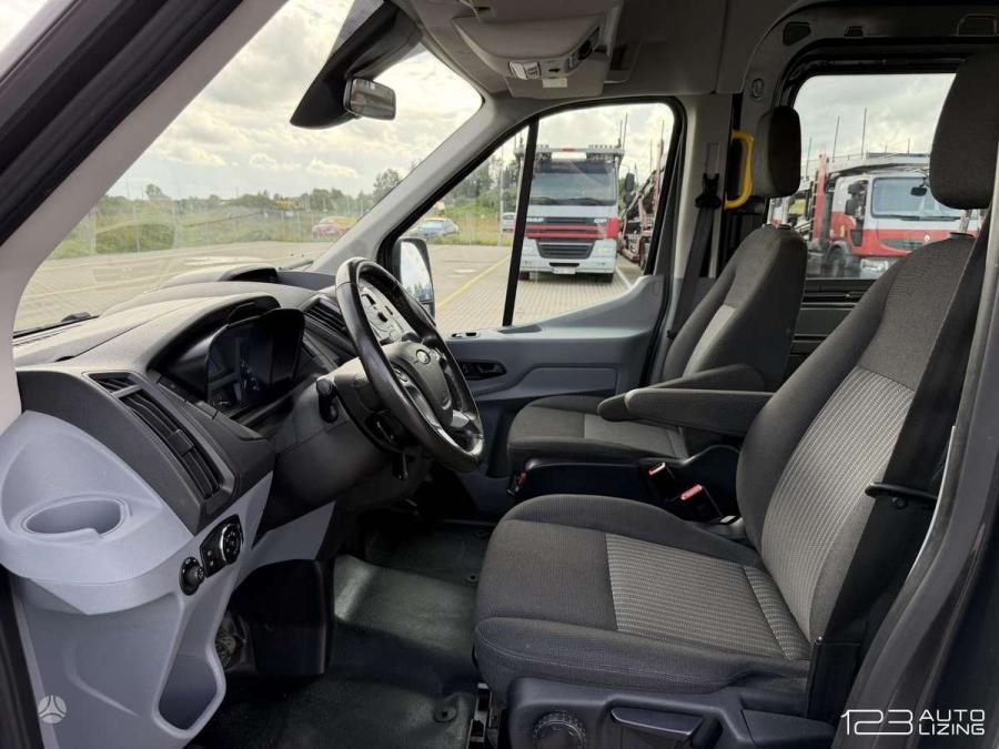 Grey Ford Transit 2019 in Taurage, with an engine capacity of 2.00 L and mileage of 150 thousand km for 14200 €, photo 9 on AUTOMOTO.COM.LV