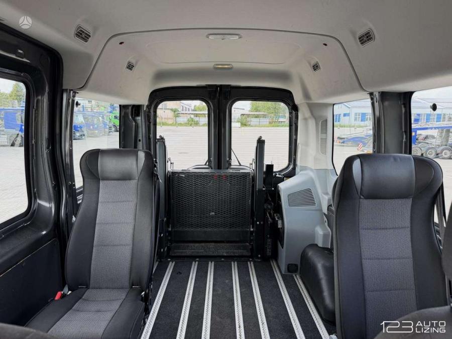 Grey Ford Transit 2019 in Taurage, with an engine capacity of 2.00 L and mileage of 150 thousand km for 14200 €, photo 21 on AUTOMOTO.COM.LV