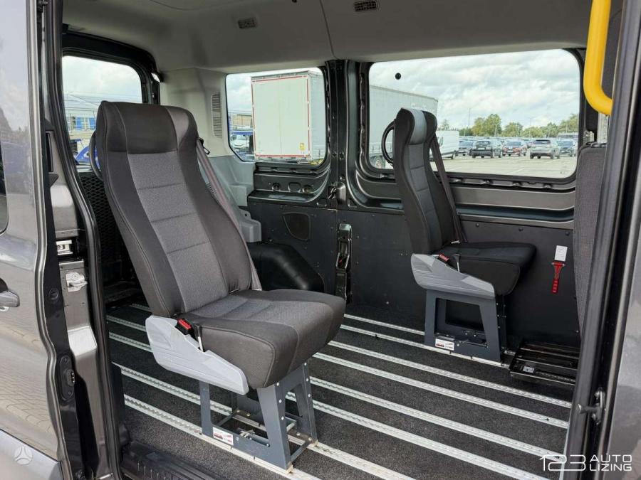 Grey Ford Transit 2019 in Taurage, with an engine capacity of 2.00 L and mileage of 150 thousand km for 14200 €, photo 23 on AUTOMOTO.COM.LV