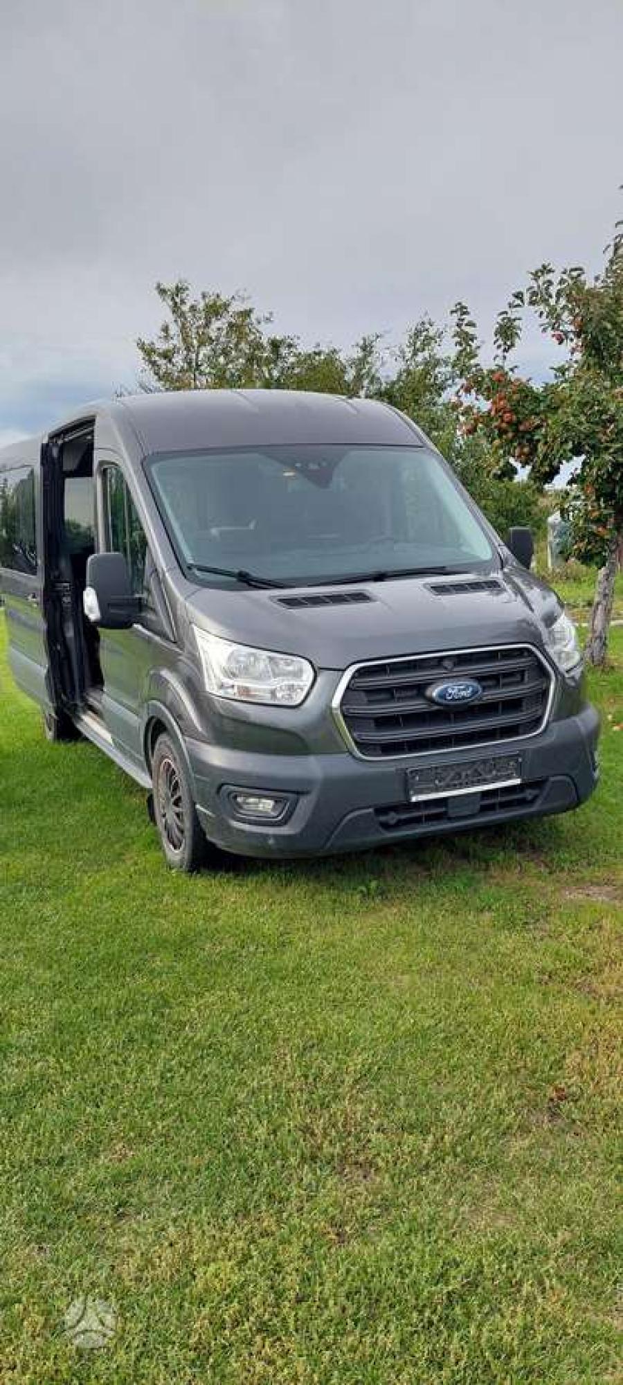 Grey Ford Transit 2019 in Silute, with an engine capacity of 2.00 L and mileage of 716 thousand km for 11000 €, photo 1 on AUTOMOTO.COM.LV