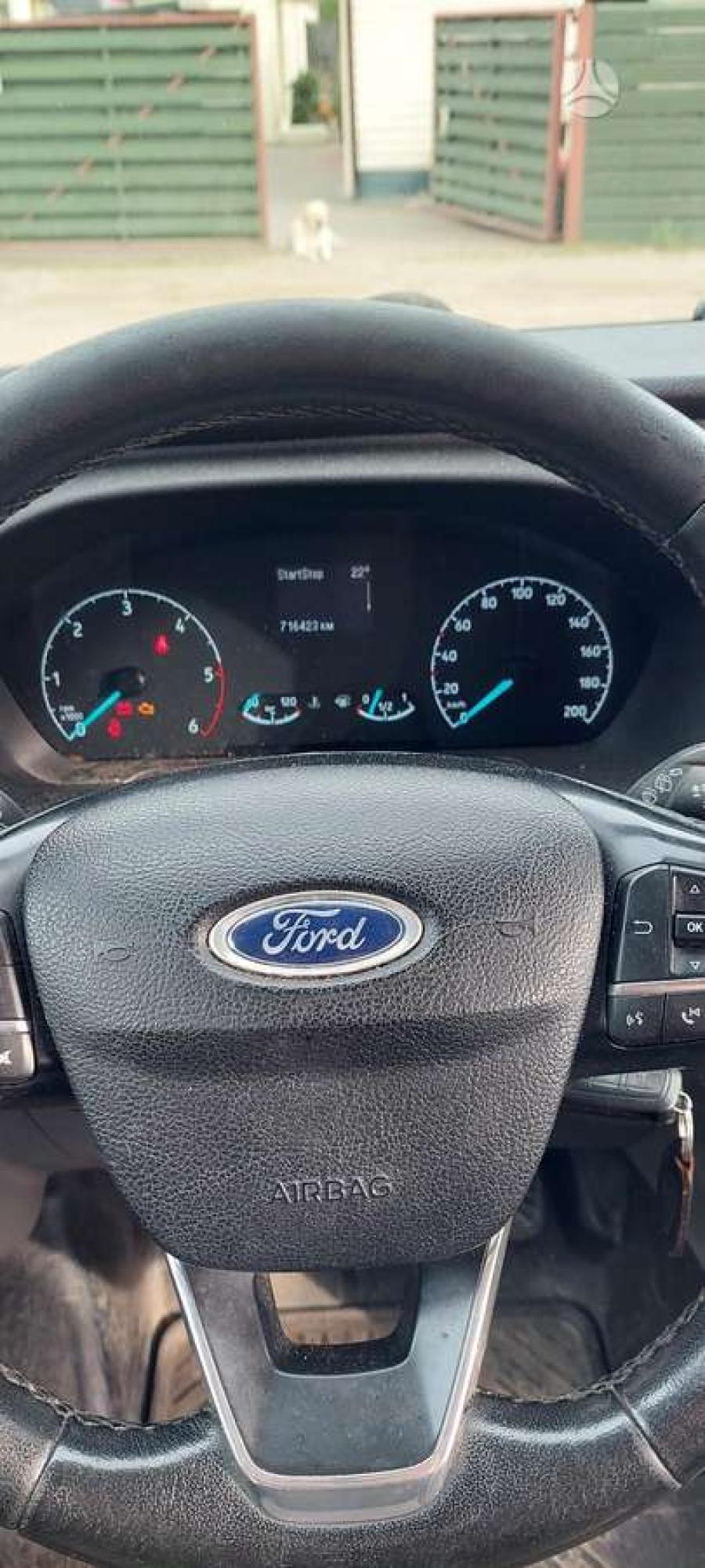 Grey Ford Transit 2019 in Silute, with an engine capacity of 2.00 L and mileage of 716 thousand km for 11000 €, photo 7 on AUTOMOTO.COM.LV
