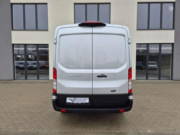 Grey Ford Transit 2020 in Marijampole, with an engine capacity of 2.00 L and mileage of 145 thousand km for 13500 €, photo 5 on AUTOMOTO.COM.LV