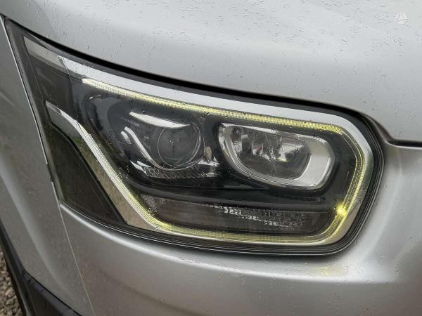 Grey Ford Transit 2020 in Kaunas, with an engine capacity of 2.00 L and mileage of 335 thousand km for 16819 €, photo 7 on AUTOMOTO.COM.LV