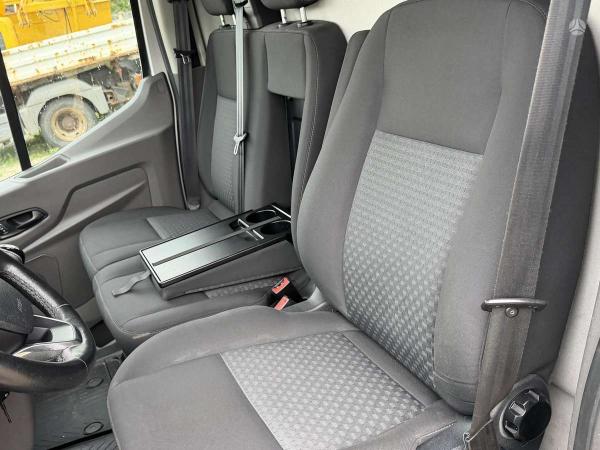 Grey Ford Transit 2020 in Kaunas, with an engine capacity of 2.00 L and mileage of 335 thousand km for 16819 €, photo 9 on AUTOMOTO.COM.LV