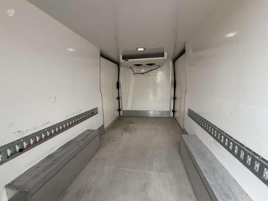 Grey Ford Transit 2020 in Kaunas, with an engine capacity of 2.00 L and mileage of 335 thousand km for 16819 €, photo 18 on AUTOMOTO.COM.LV