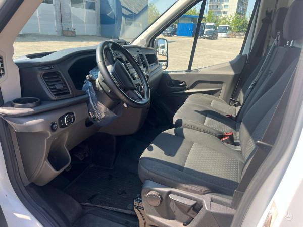 Pelēks Ford Transit 2022 Druskininkai, ar dzinēja tilpumu 0.00 L un nobraukumu 87 tūkst. km par 6038 €, foto 10 vietnē AUTOMOTO.COM.LV