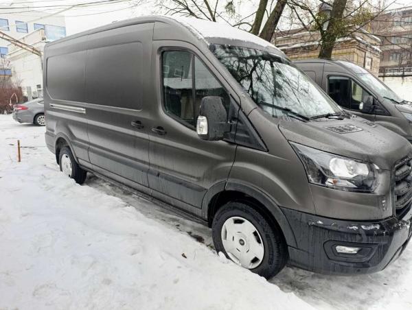Grey Ford Transit 2025 in Kaunas, with an engine capacity of 0.00 L and mileage of 100 thousand km for 32500 €, photo 2 on AUTOMOTO.COM.LV