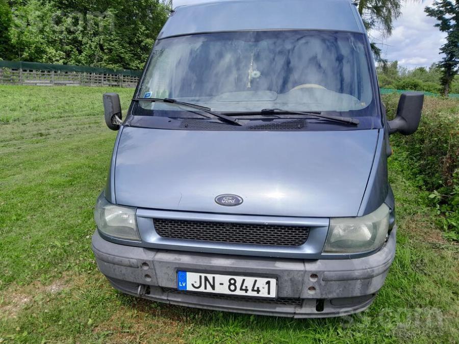 Grey Ford Transit 2001 in Daugavpils, with an engine capacity of 2.00 L and mileage of 335 thousand km for 450 €, photo 1 on AUTOMOTO.COM.LV