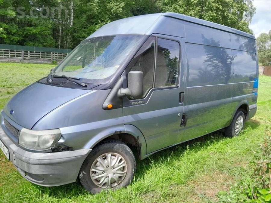Grey Ford Transit 2001 in Daugavpils, with an engine capacity of 2.00 L and mileage of 335 thousand km for 450 €, photo 2 on AUTOMOTO.COM.LV