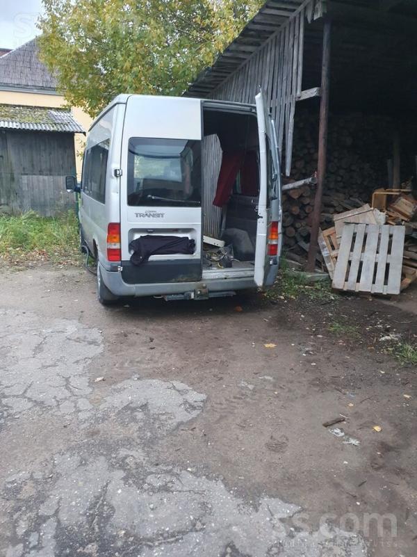 Серый Форд Транзит 2001 в Лимбажи, объемом двигателя 2.00 л и пробегом 389 тыс. км за 700 €, фото 3 на AUTOMOTO.COM.LV