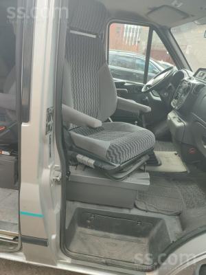 Grey Ford Transit 2003 in Riga, with an engine capacity of 2.00 L and mileage of 271 thousand km for 3500 €, photo 20 on AUTOMOTO.COM.LV