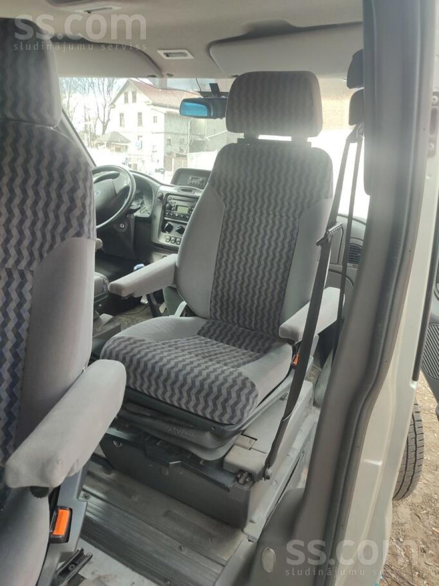 Grey Ford Transit 2003 in Riga, with an engine capacity of 2.00 L and mileage of 271 thousand km for 3500 €, photo 21 on AUTOMOTO.COM.LV