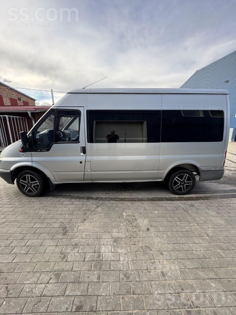 Grey Ford Transit 2003 in Aizkraukle, with an engine capacity of 2.00 L and mileage of 77 thousand km for 4000 €, photo 3 on AUTOMOTO.COM.LV