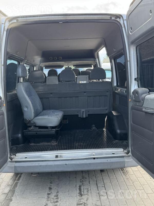 Pelēks Ford Transit 2003 Aizkraukle, ar dzinēja tilpumu 2.00 L un nobraukumu 77 tūkst. km par 4000 €, foto 6 vietnē AUTOMOTO.COM.LV