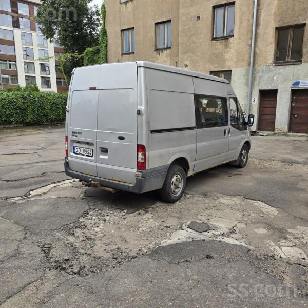 Grey Ford Transit 2006 in Riga, with an engine capacity of 2.20 L and mileage of 212 thousand km for 2400 €, photo 3 on AUTOMOTO.COM.LV