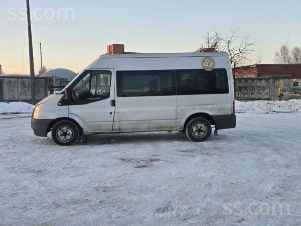Pelēks Ford Transit 2007 Rīga, ar dzinēja tilpumu 2.20 L un nobraukumu 441 tūkst. km par 3400 €, foto 5 vietnē AUTOMOTO.COM.LV