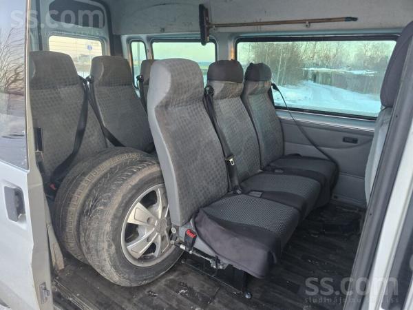 Pelēks Ford Transit 2007 Rīga, ar dzinēja tilpumu 2.20 L un nobraukumu 441 tūkst. km par 3400 €, foto 8 vietnē AUTOMOTO.COM.LV
