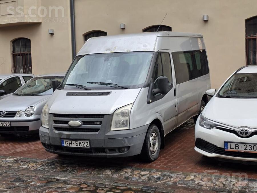Grey Ford Transit 2007 in Riga, with an engine capacity of 2.20 L and mileage of 441 thousand km for 2700 €, photo 3 on AUTOMOTO.COM.LV