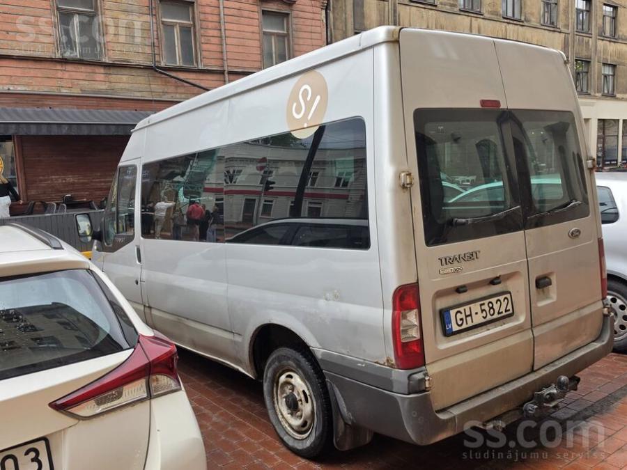 Grey Ford Transit 2007 in Riga, with an engine capacity of 2.20 L and mileage of 441 thousand km for 2700 €, photo 5 on AUTOMOTO.COM.LV