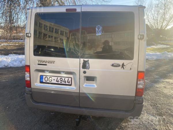 Pelēks Ford Transit 2007 Liepāja, ar dzinēja tilpumu 2.20 L un nobraukumu 321 tūkst. km par 3100 €, foto 3 vietnē AUTOMOTO.COM.LV