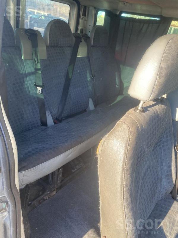Grey Ford Transit 2007 in Liepaja, with an engine capacity of 2.20 L and mileage of 321 thousand km for 3100 €, photo 9 on AUTOMOTO.COM.LV