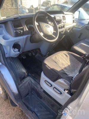Pelēks Ford Transit 2007 Liepāja, ar dzinēja tilpumu 2.20 L un nobraukumu 321 tūkst. km par 3100 €, foto 9 vietnē AUTOMOTO.COM.LV