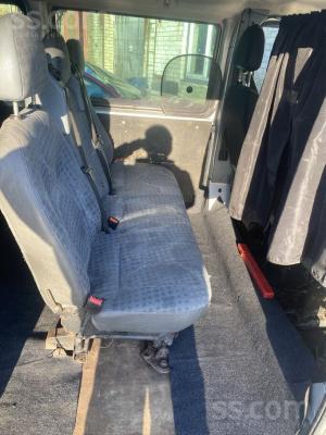 Pelēks Ford Transit 2007 Liepāja, ar dzinēja tilpumu 2.20 L un nobraukumu 321 tūkst. km par 3100 €, foto 11 vietnē AUTOMOTO.COM.LV