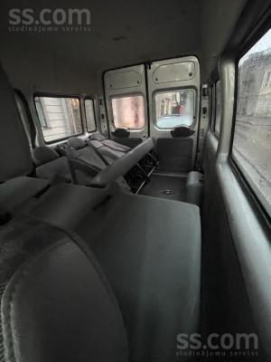 Pelēks Ford Transit 2008 Daugavpils, ar dzinēja tilpumu 2.20 L un nobraukumu 297 tūkst. km par 3100 €, foto 6 vietnē AUTOMOTO.COM.LV