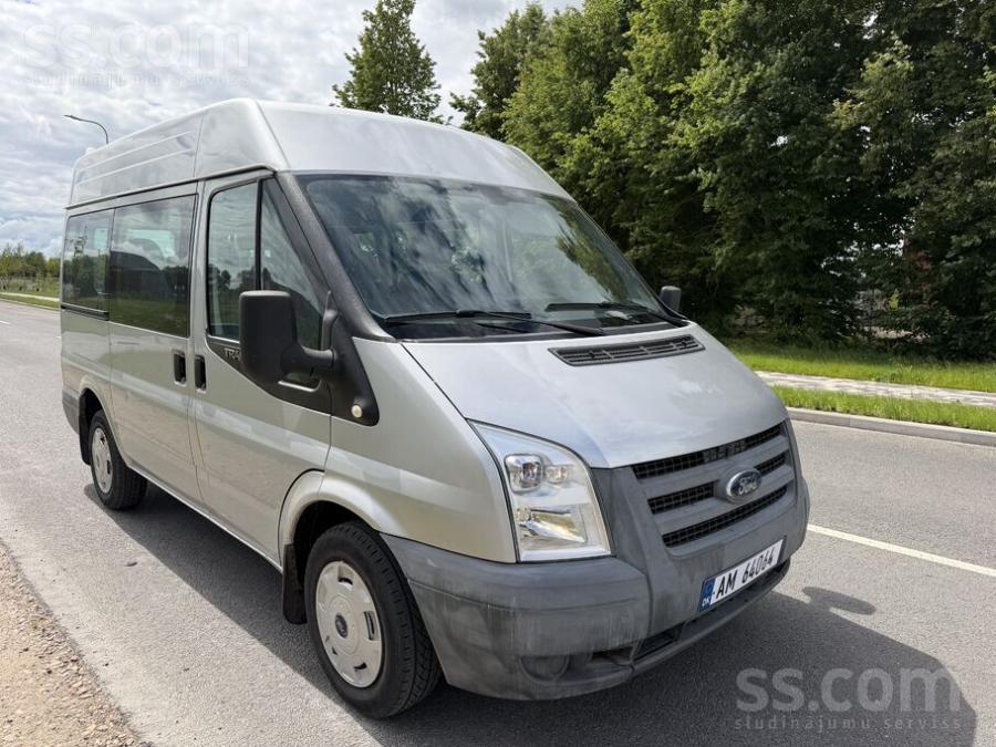 Pelēks Ford Transit 2010 Jelgava, ar dzinēja tilpumu 2.20 L un nobraukumu 145 tūkst. km par 7350 €, foto 1 vietnē AUTOMOTO.COM.LV