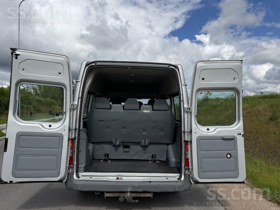 Pelēks Ford Transit 2010 Jelgava, ar dzinēja tilpumu 2.20 L un nobraukumu 145 tūkst. km par 7350 €, foto 23 vietnē AUTOMOTO.COM.LV