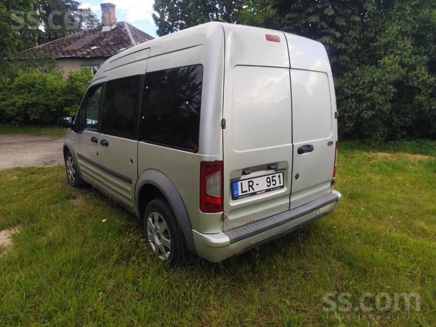 Grey Ford Transit 2011 in Riga, with an engine capacity of 1.80 L and mileage of 430 thousand km for 2050 €, photo 5 on AUTOMOTO.COM.LV