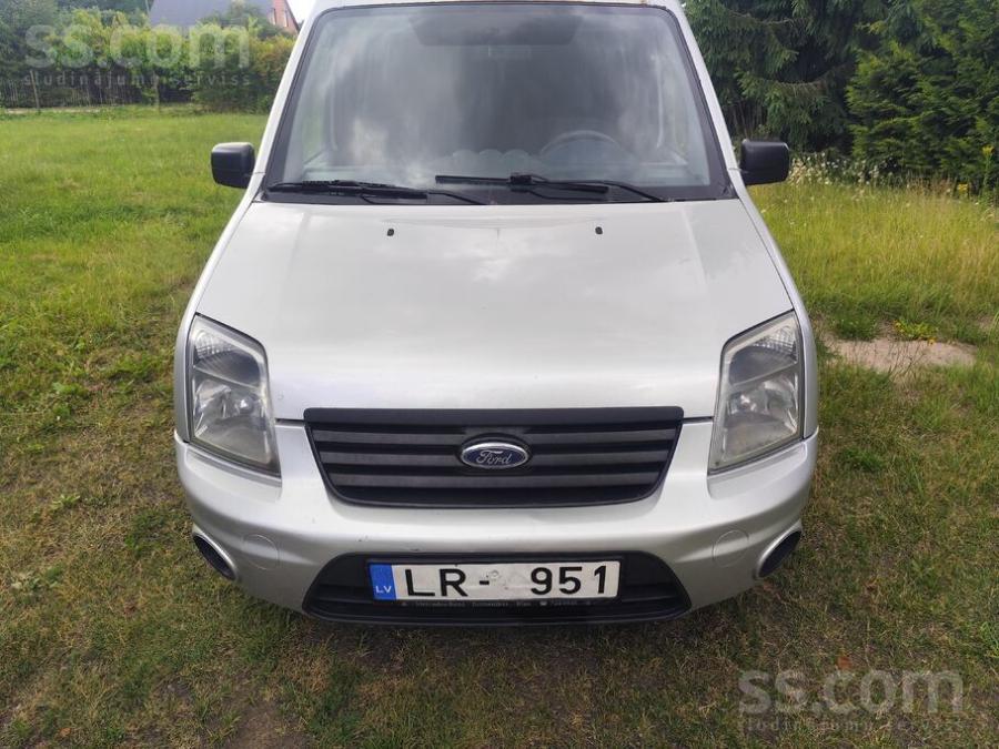 Grey Ford Transit 2011 in Riga, with an engine capacity of 1.80 L and mileage of 430 thousand km for 2050 €, photo 14 on AUTOMOTO.COM.LV