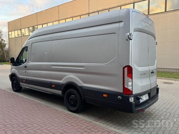 Grey Ford Transit 2015 in Riga, with an engine capacity of 2.20 L and mileage of 0 thousand km for 9200 €, photo 5 on AUTOMOTO.COM.LV