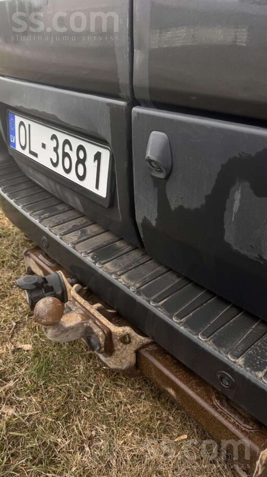 Pelēks Ford Transit 2015 Rīga, ar dzinēja tilpumu 2.20 L un nobraukumu 314 tūkst. km par 8080 €, foto 17 vietnē AUTOMOTO.COM.LV