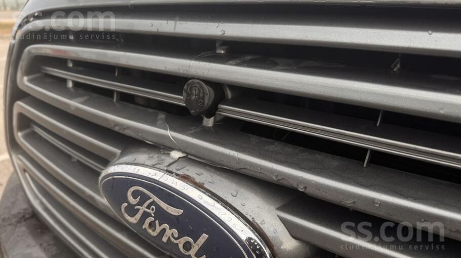 Pelēks Ford Transit 2015 Rīga, ar dzinēja tilpumu 2.20 L un nobraukumu 314 tūkst. km par 8080 €, foto 23 vietnē AUTOMOTO.COM.LV
