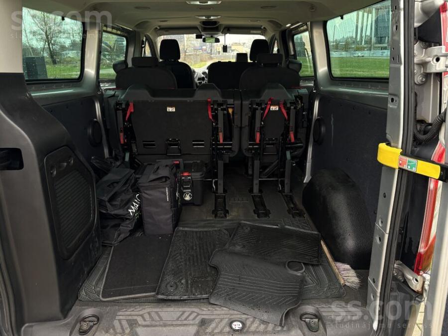 Pelēks Ford Transit 2015 Rīga, ar dzinēja tilpumu 2.20 L un nobraukumu 267 tūkst. km par 10500 €, foto 10 vietnē AUTOMOTO.COM.LV