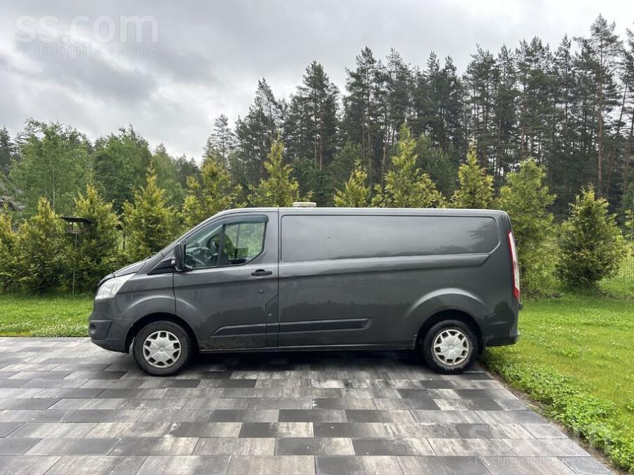 Grey Ford Transit 2017 in Riga, with an engine capacity of 2.00 L and mileage of 285 thousand km for 5500 €, photo 3 on AUTOMOTO.COM.LV