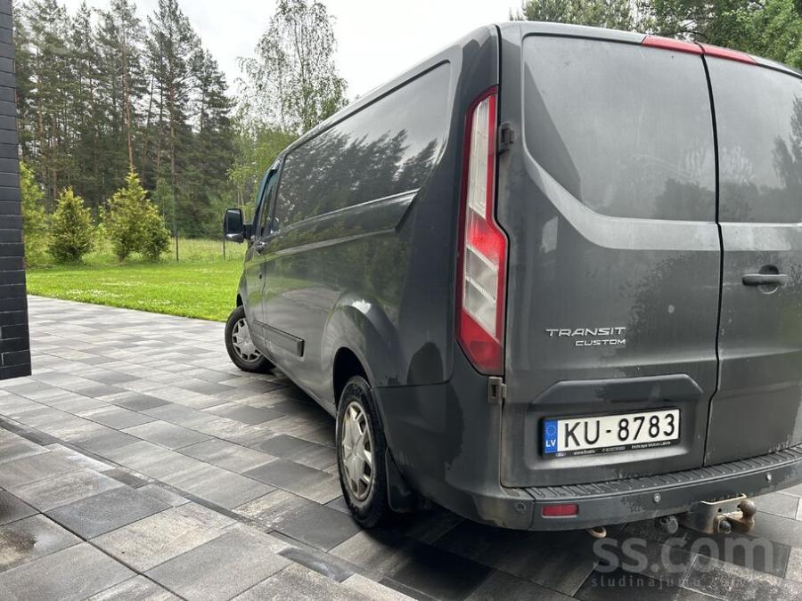 Grey Ford Transit 2017 in Riga, with an engine capacity of 2.00 L and mileage of 285 thousand km for 5500 €, photo 6 on AUTOMOTO.COM.LV
