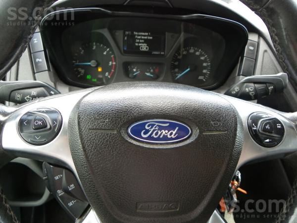 Grey Ford Transit 2017 in Valka, with an engine capacity of 2.00 L and mileage of 248 thousand km for 14000 €, photo 8 on AUTOMOTO.COM.LV