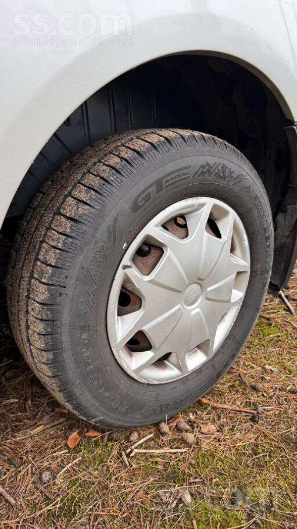 Pelēks Ford Transit 2017 Rīga, ar dzinēja tilpumu 2.20 L un nobraukumu 242 tūkst. km par 10490 €, foto 4 vietnē AUTOMOTO.COM.LV