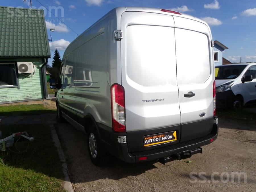 Grey Ford Transit 2017 in Valka, with an engine capacity of 2.00 L and mileage of 256 thousand km for 10600 €, photo 8 on AUTOMOTO.COM.LV