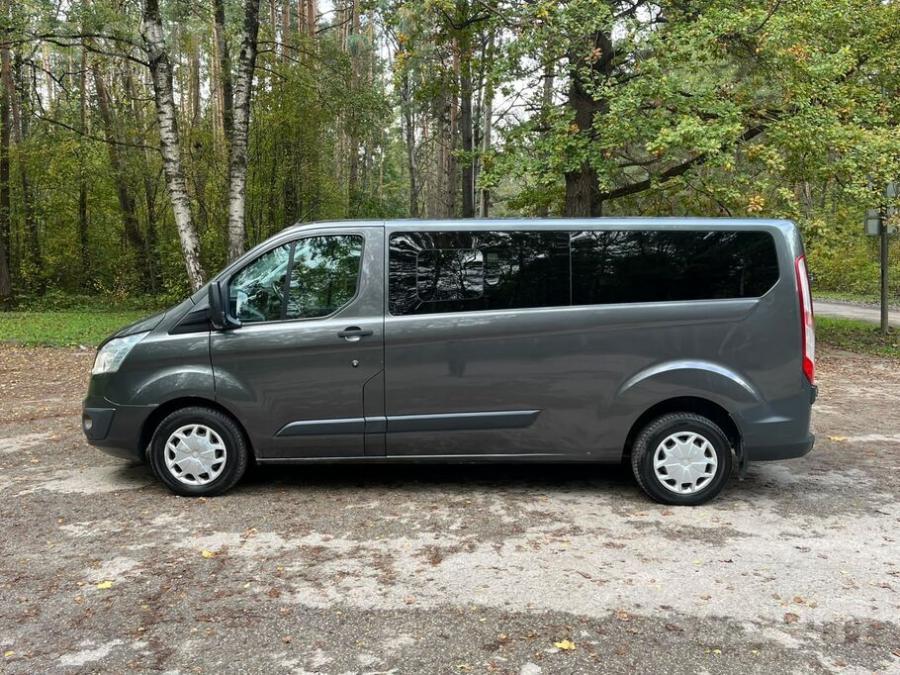 Grey Ford Transit 2017 in Riga, with an engine capacity of 2.00 L and mileage of 0 thousand km for 8399 €, photo 3 on AUTOMOTO.COM.LV