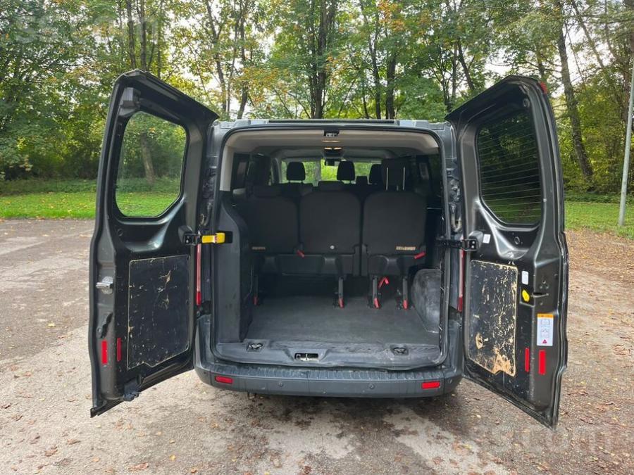 Grey Ford Transit 2017 in Riga, with an engine capacity of 2.00 L and mileage of 0 thousand km for 8399 €, photo 26 on AUTOMOTO.COM.LV