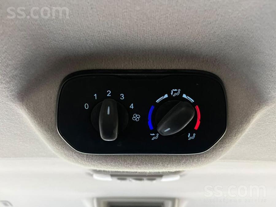 Grey Ford Transit 2017 in Riga, with an engine capacity of 2.00 L and mileage of 0 thousand km for 8399 €, photo 27 on AUTOMOTO.COM.LV
